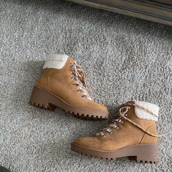 Shoes | Fall Tan Boots With Wool Cuff Womens Size 7 | Poshmark